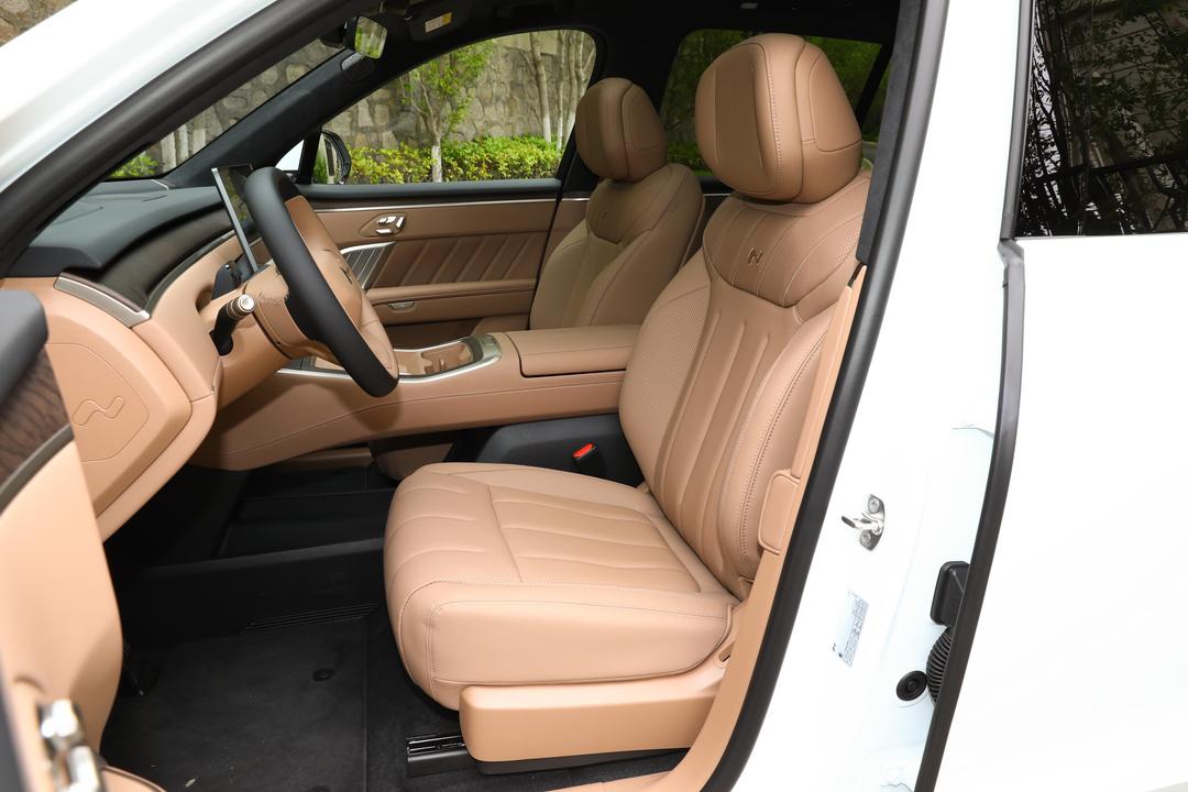 Balancing space and comfort! The Ledao L90 has become a popular family ...