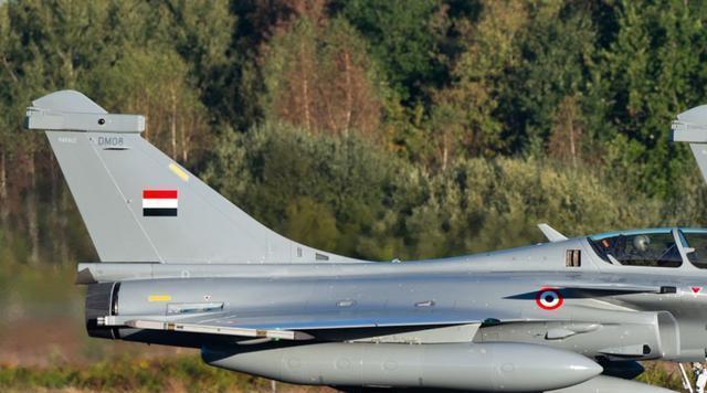 Indian netizens are devastated: The paint on a 240 million Rafale ...