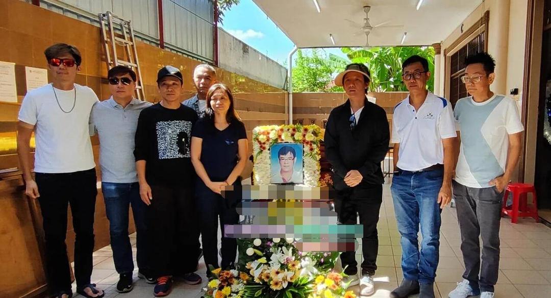 The singer died suddenly while playing ball with Zhang Wenhui. A Niu sang the eulogy at the ...