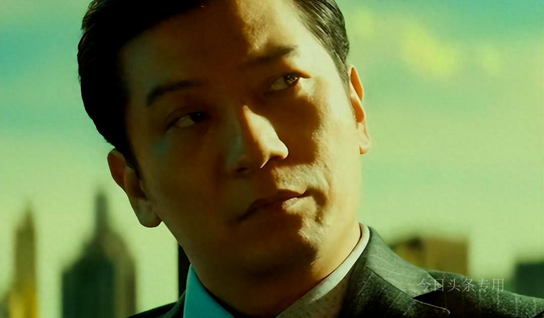 When 31-year-old Zhou Dongyu and 23-year-old Lin Boyang stood together ...