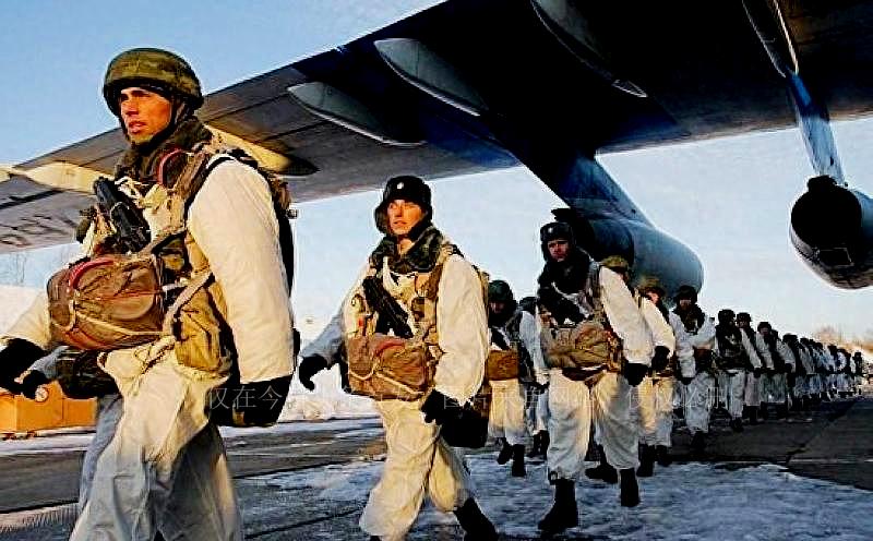 90 Russian paratroopers resisted 2,500 people in a bloody battle on ...