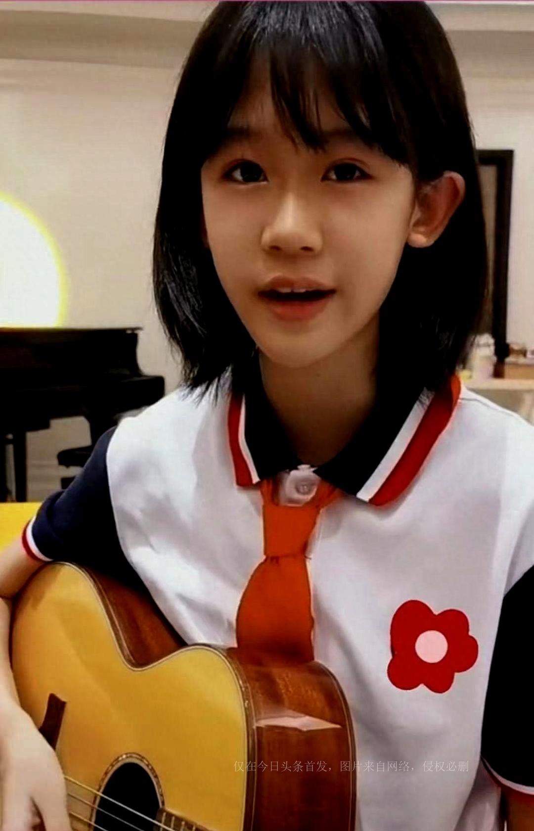 Recent photos of Lu Yi's 13-year-old daughter are stunning. Her facial features are exquisite ...