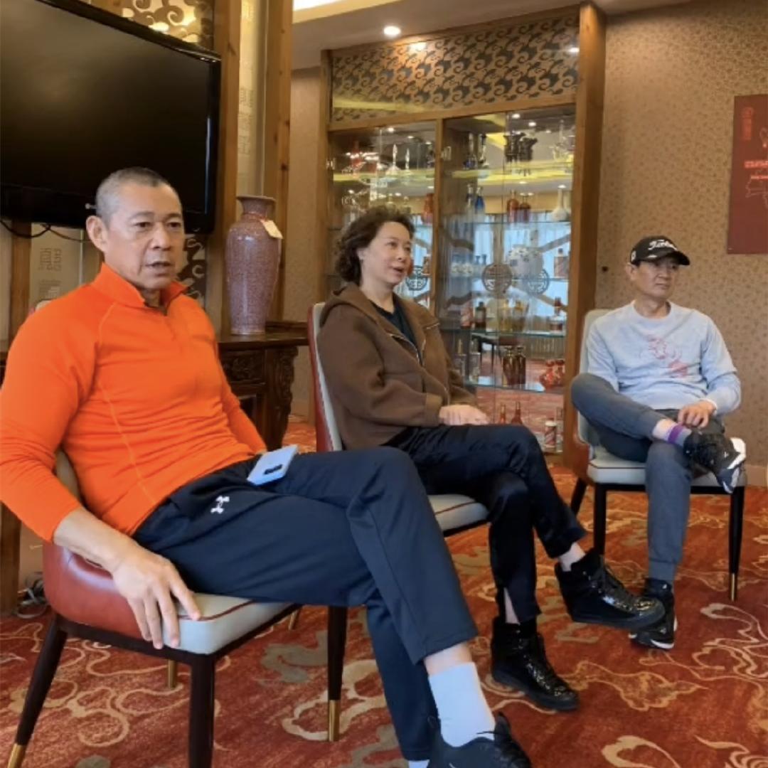 Zhang Tielin attended a class reunion and stole the spotlight with his ...