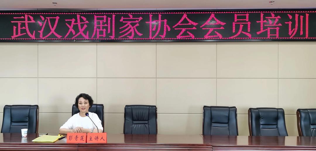 Among the three major ancient opera types in the world, only Chinese ...