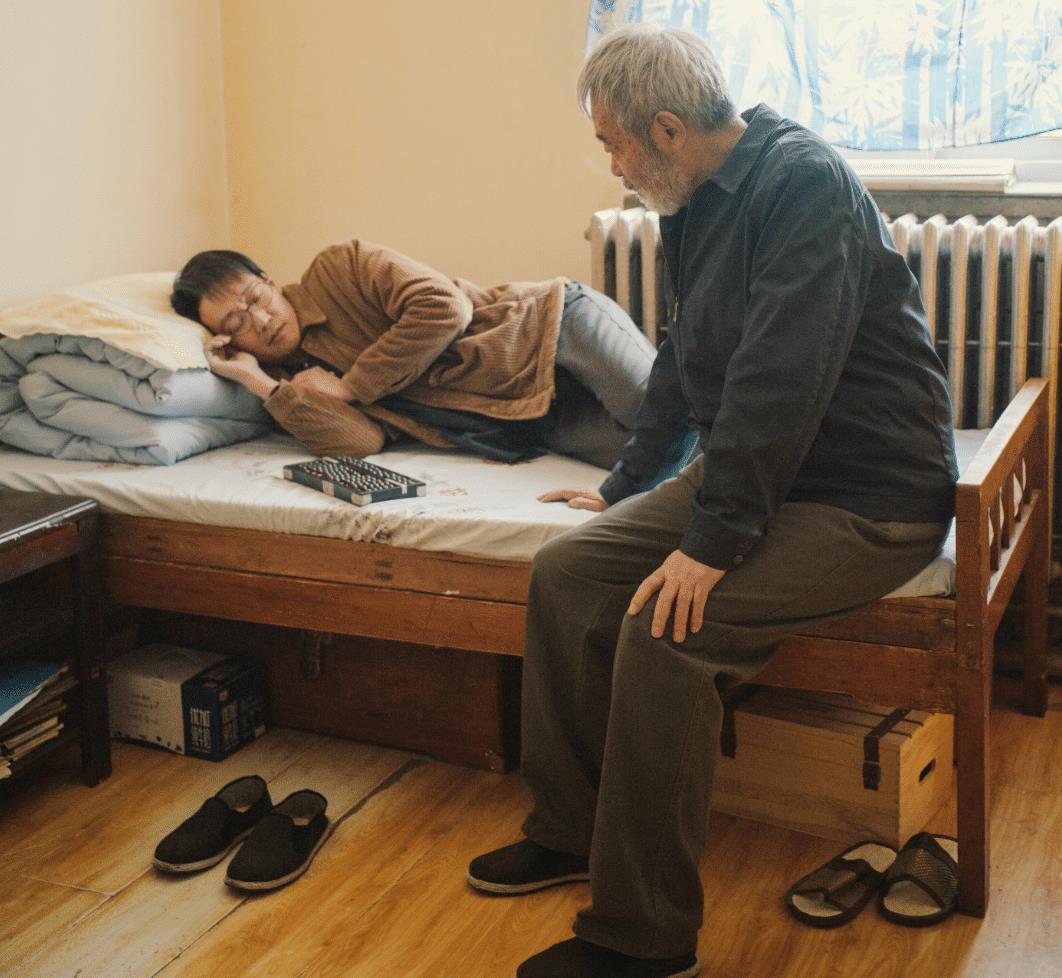 Souls depend on each other, the light of the White Tower - iNEWS