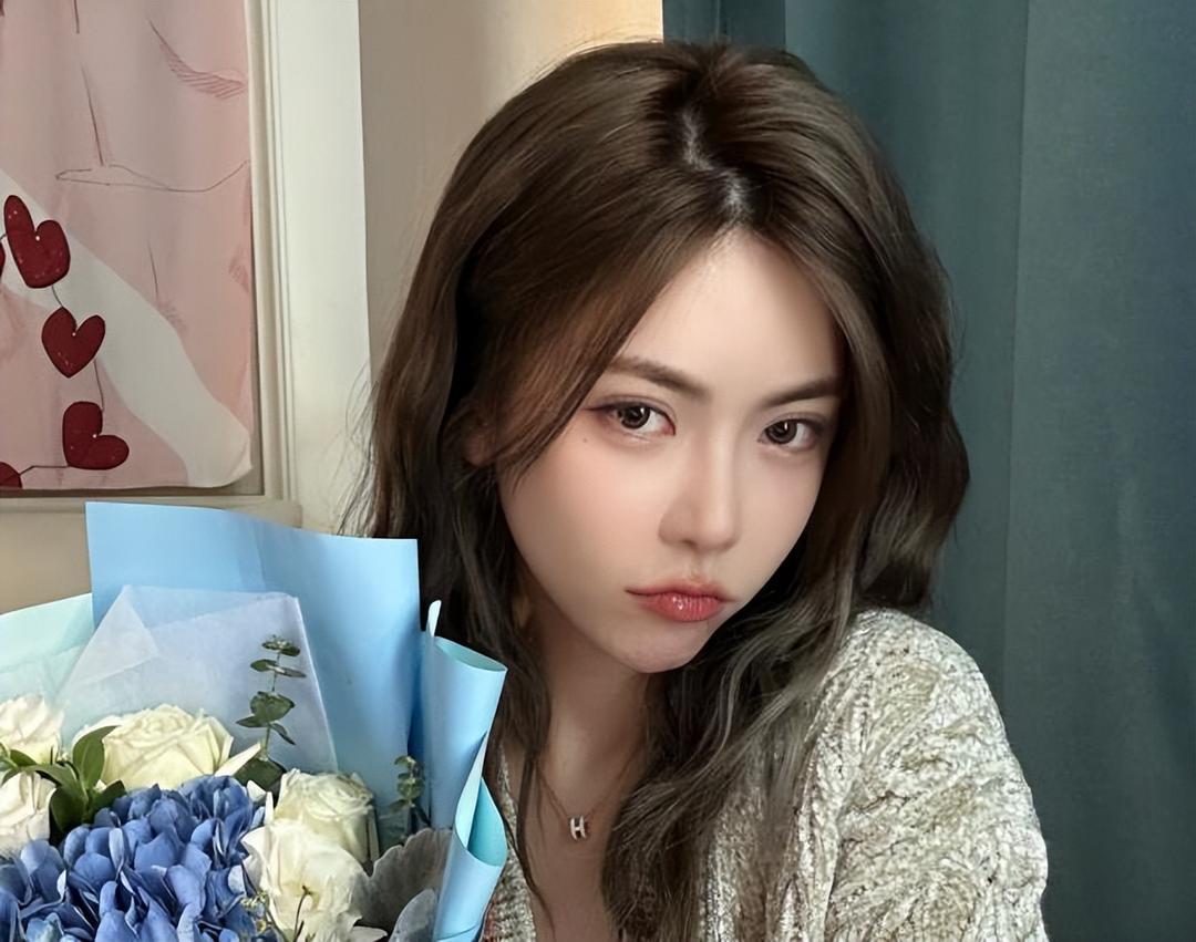 Zhou Shuyi announced her relationship, and the first person who dared ...