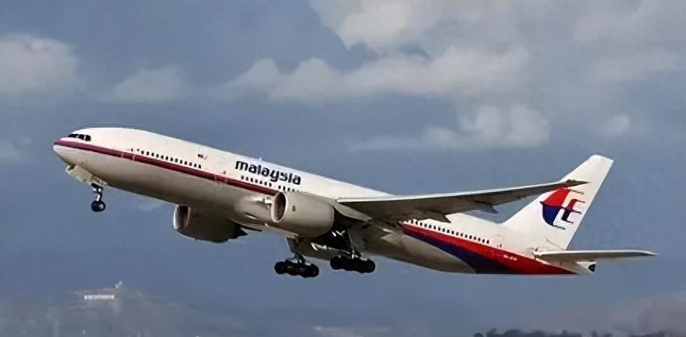 Chinese satellite photographed secret military base: The truth about ...