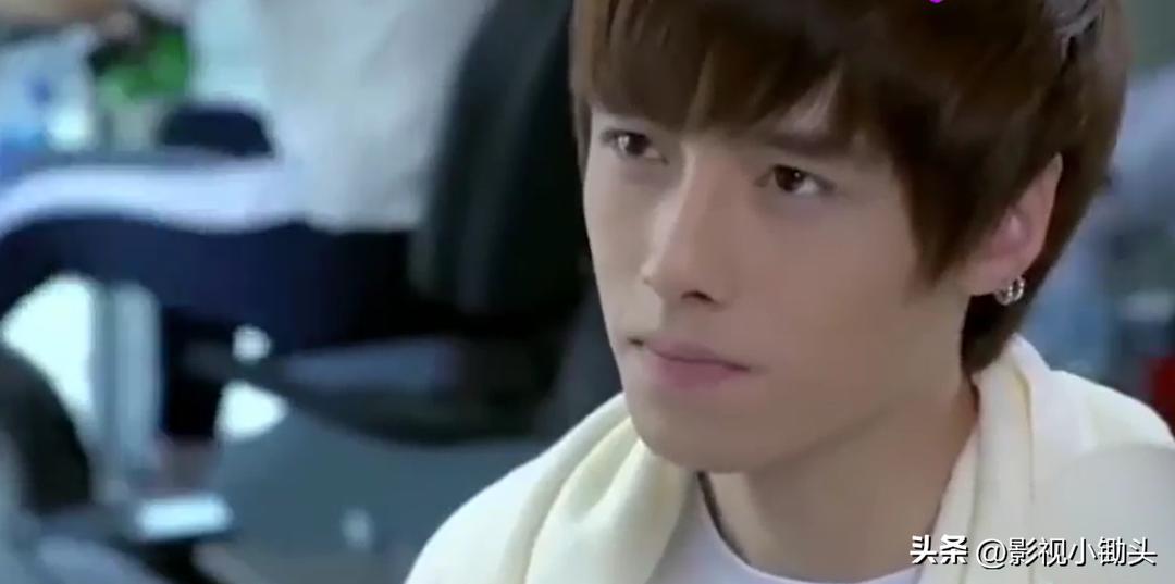 "A Flower Blooms" will be broadcast soon. 31-year-old Fang Yilun ...