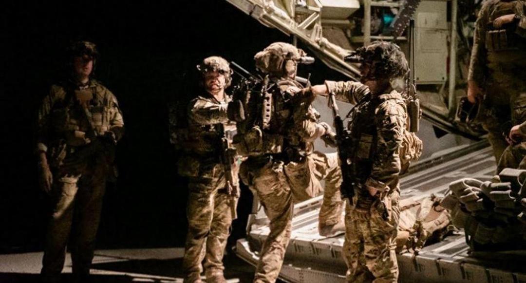 Five countries were bombed overnight, and the US military base exploded ...