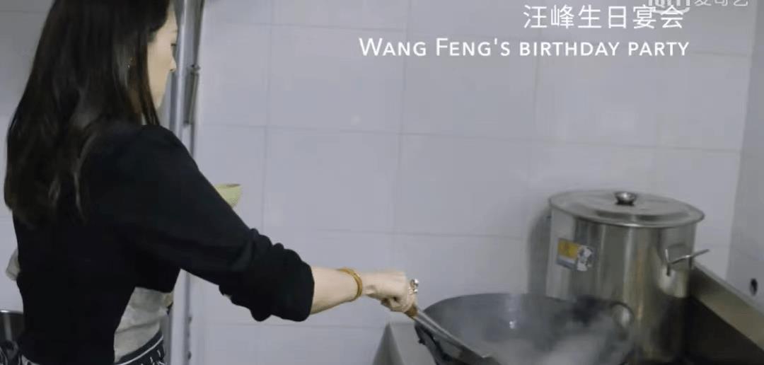 Why is the whole internet blessing Zhang Ziyi when they divorce? - iNEWS