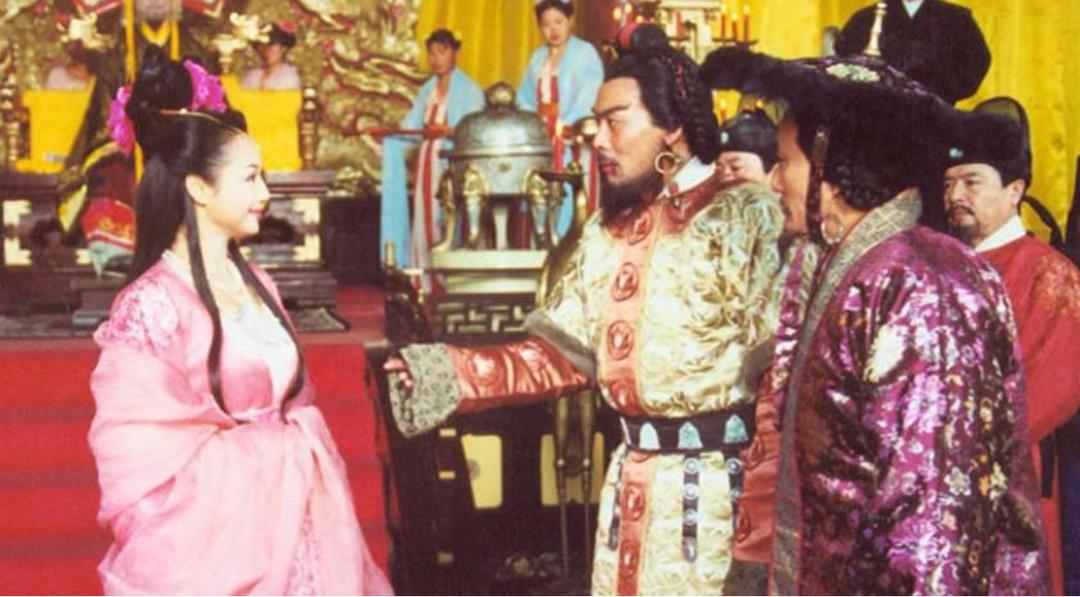 After Songtsen Gampo died, how did the childless Princess Wencheng ...