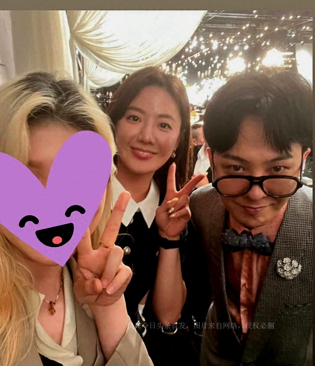 The group photo inside of Lee Da Hae's wedding was too tragic, G-Dragon and Kim Hyun reappeared ...