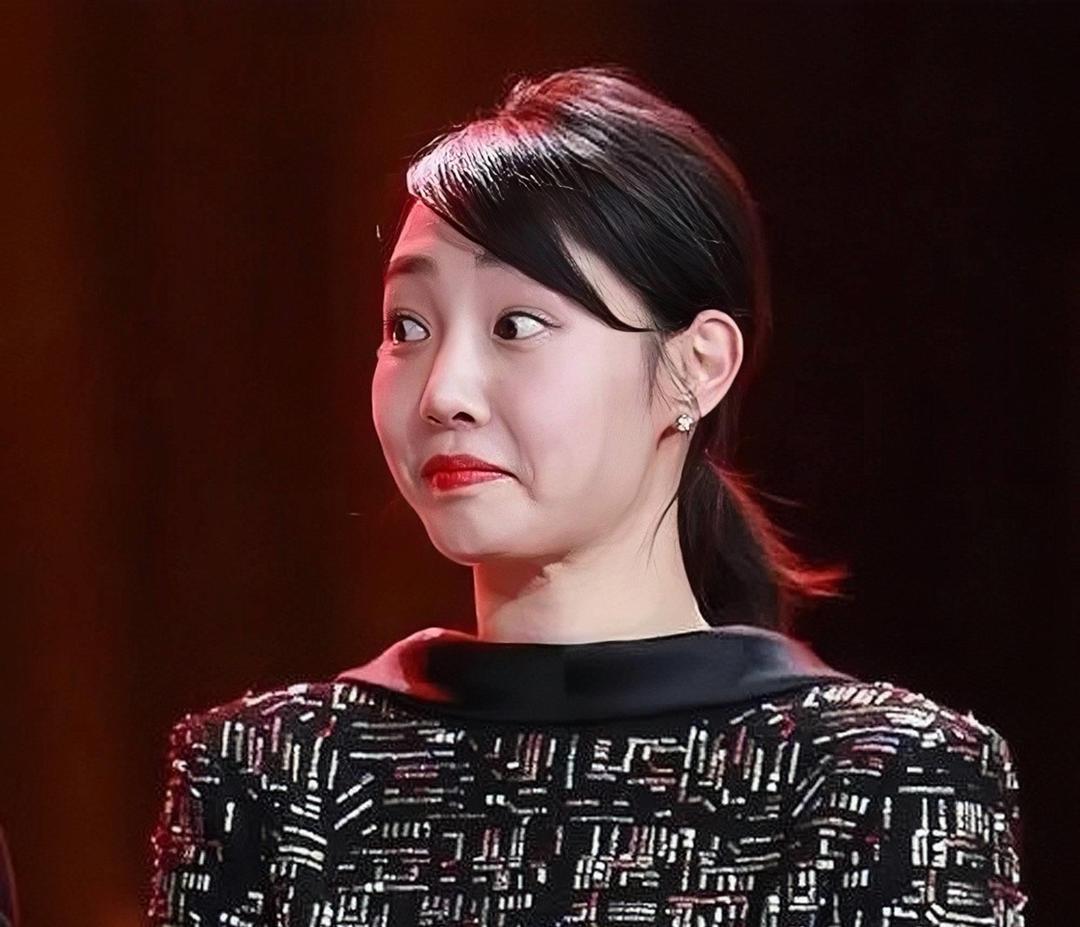 The fancy choreography of "The Sun Is With Me" allowed Bai Baihe, who ...