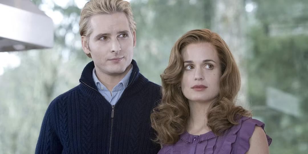 How did each member of the Cullen family become a vampire in The ...