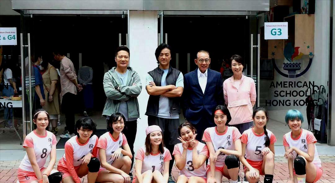 The 42-year-old "Emperor's First Sister" received a cake as a birthday gift from her boss, Yeo ...