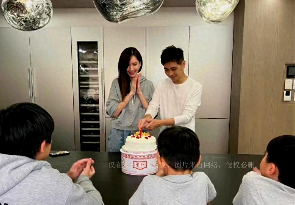 After Jimmy Lin's car accident, he appeared for the first time to ...