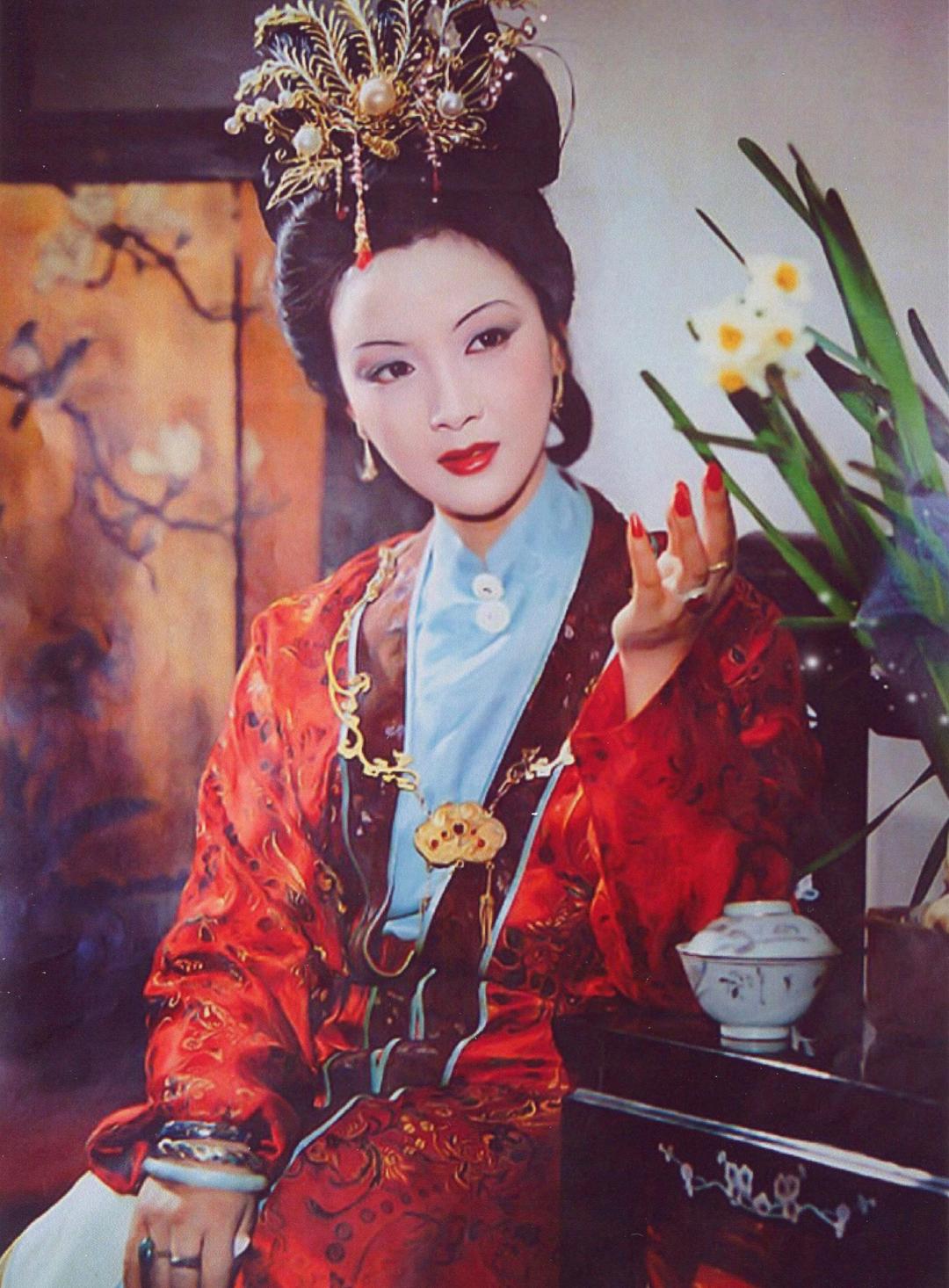 Why didn't Qin Keqing resist Jia Zhen in "A Dream of Red Mansions ...