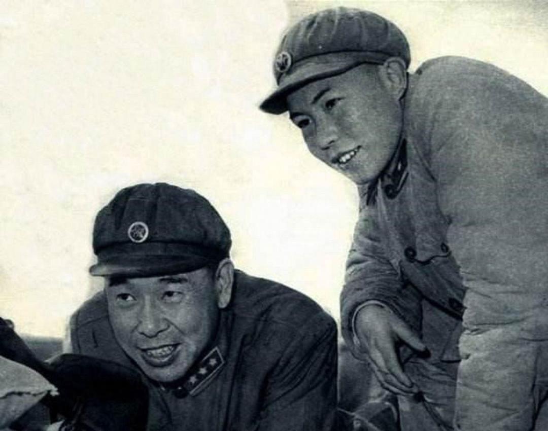 He ranked higher than Huang Yongsheng in the Corps, but he did not ...