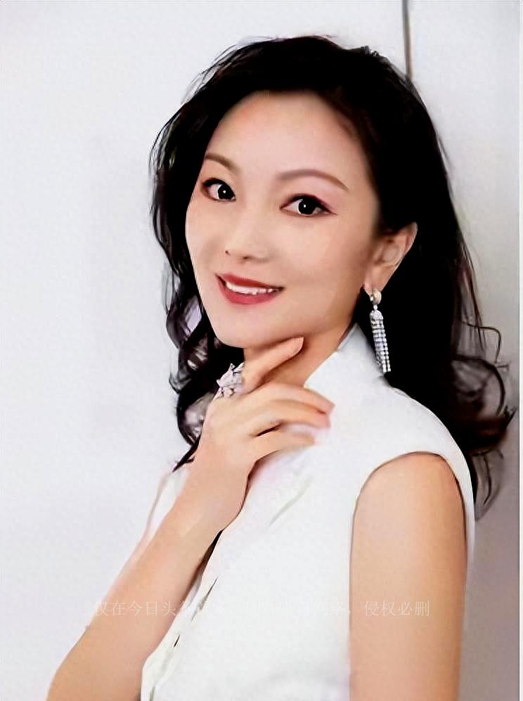 It took me 23 years to understand why the ordinary-looking Chen Ting became Zhang Yimou's last ...