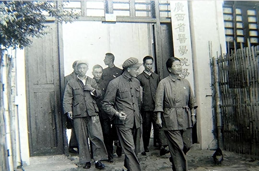 Power struggles, shady stories and spies: What secrets are hidden ...