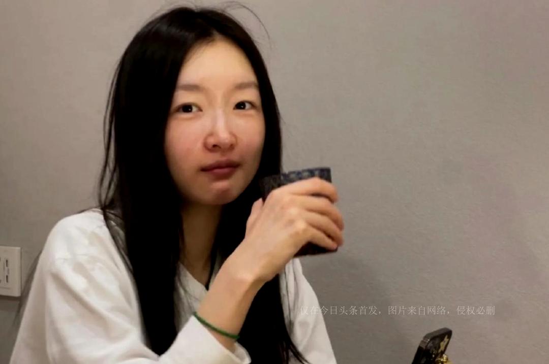 Only by comparison did we realize that the "photogenic face" is really ...