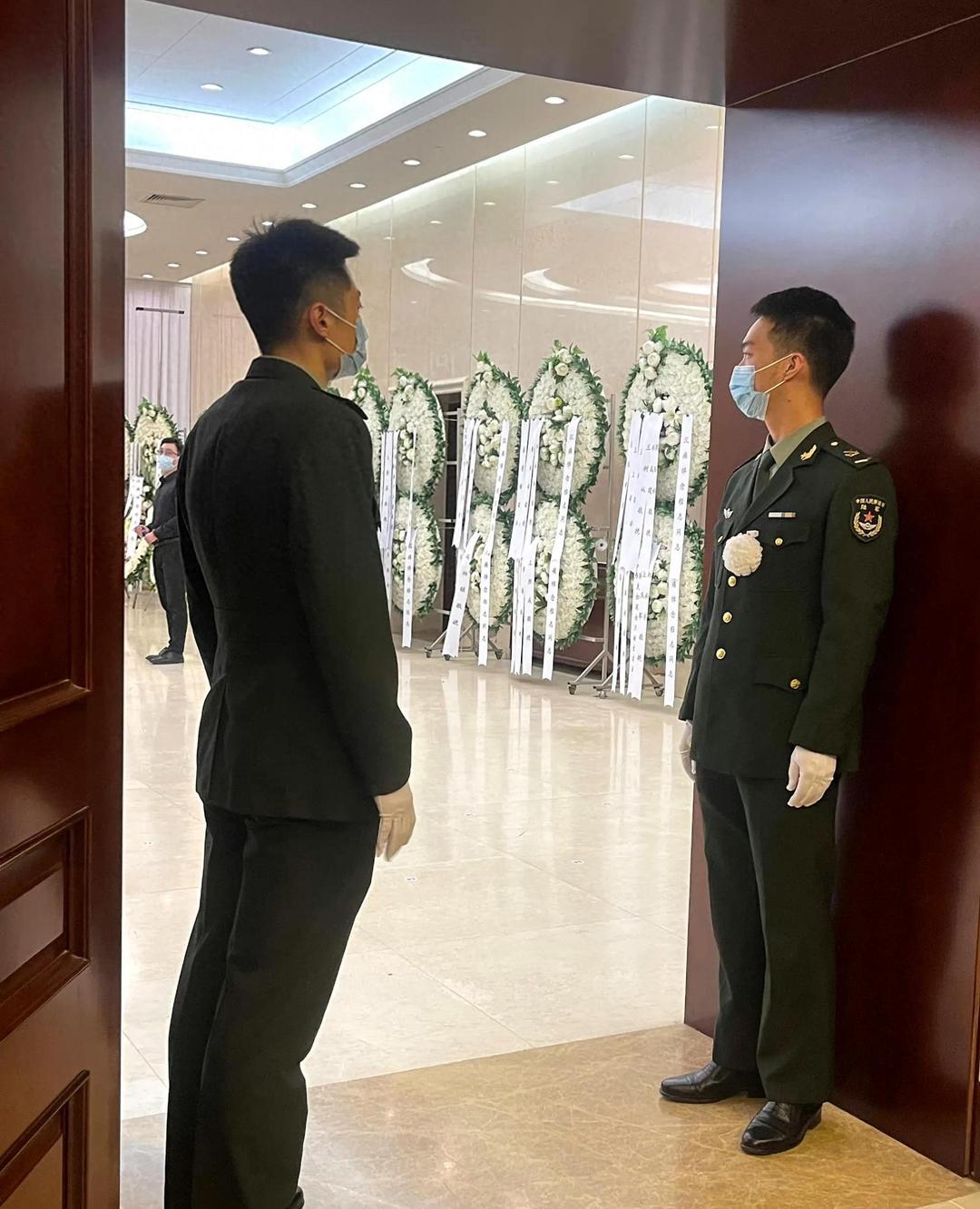 Li Shuangjiang, Jiang Kun and others appeared at Cheng Zhi's farewell ...