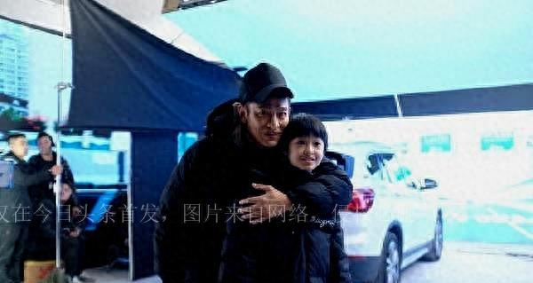 Do you still remember Ping'er in "The First Half of My Life"? He looks ...