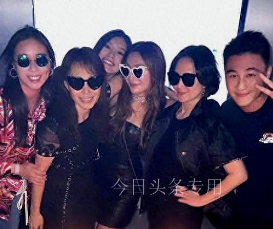 Four bedrooms and two bedrooms merged again. Why did the Ho family ...