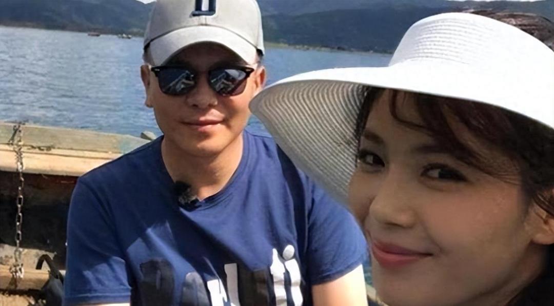 Liu Tao hugged her for 4 years, but was alone, revealing Li Weimin's bitter love history - iNEWS