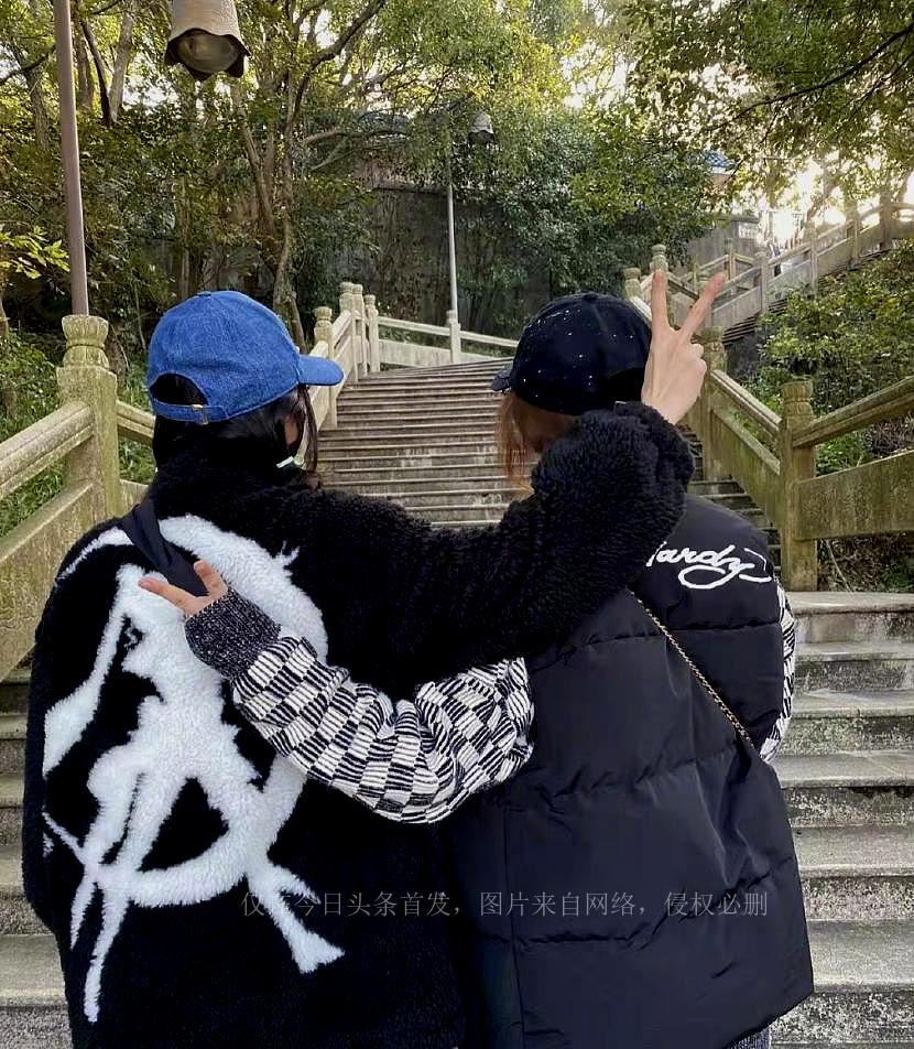 The friendship between Yang Mi and Liu Shishi is enviable. The two once meditated together to ...