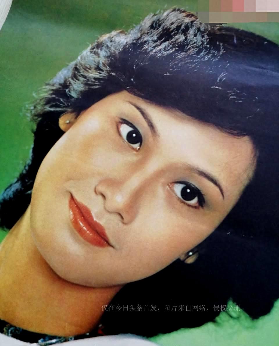 The most beautiful He Xiangu, who was praised as "inhumanly beautiful ...