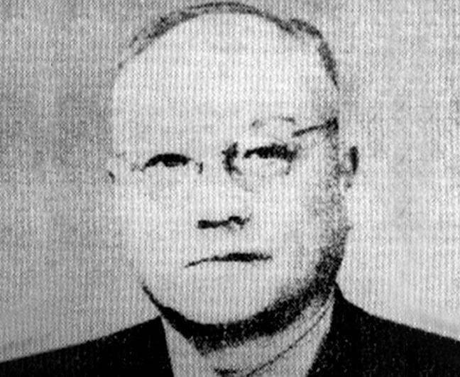 He once worked with Dai Li, but was reported by Dai Li and has since ...