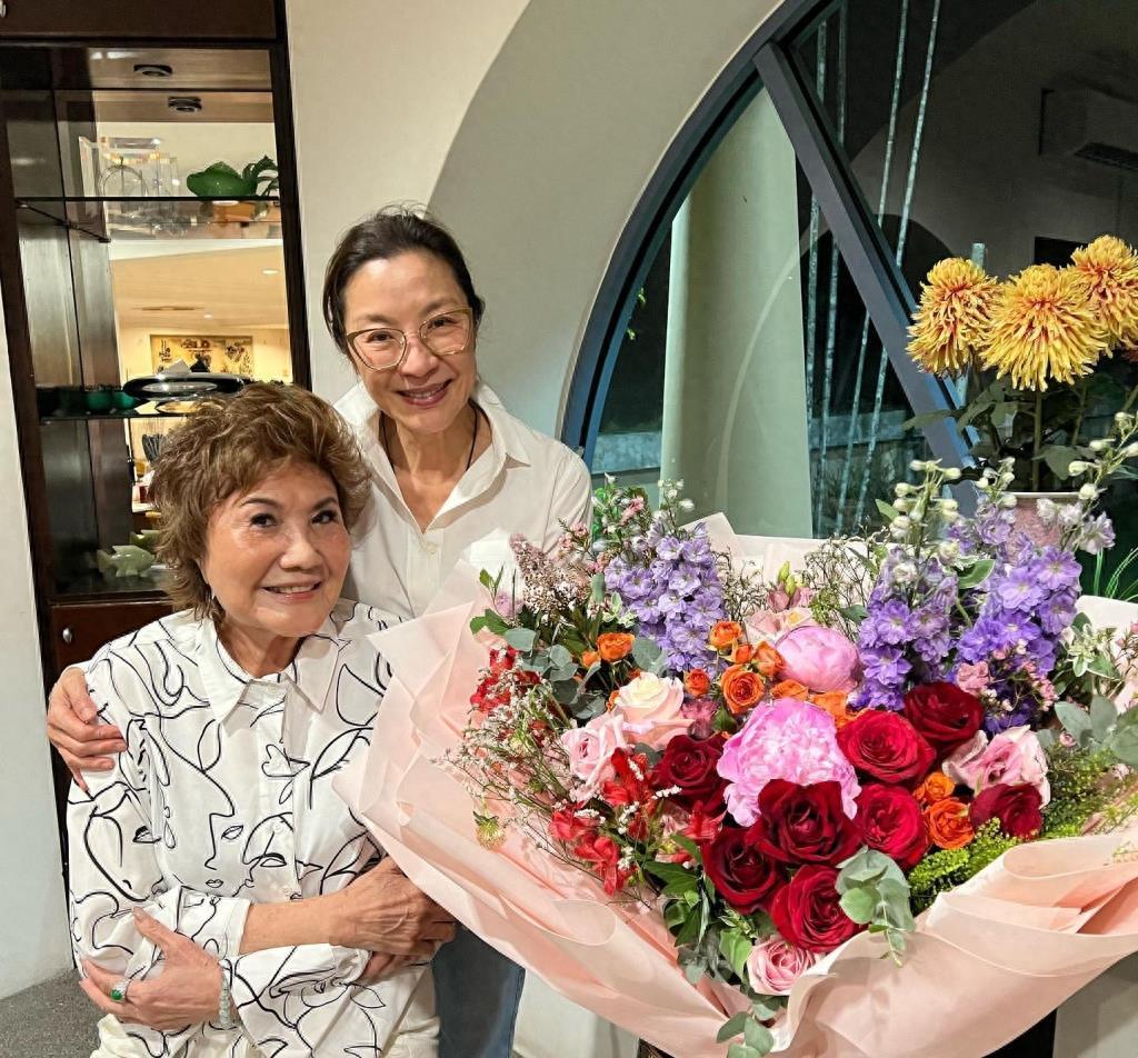 61-year-old Michelle Yeoh returns to her parents' home to visit ...