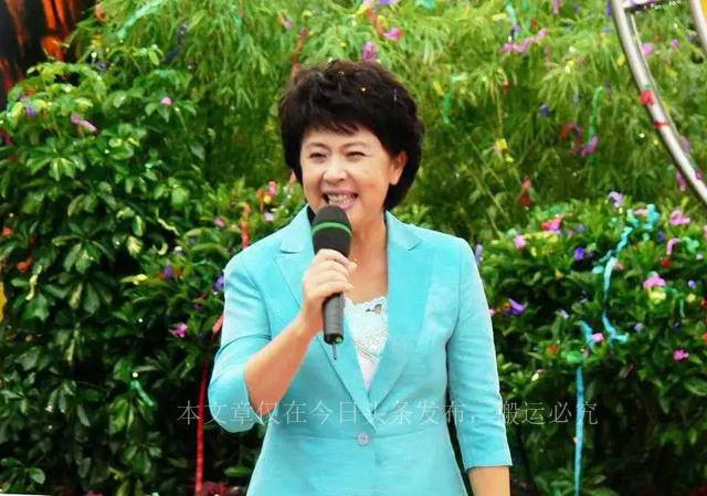 CCTV's most popular host in the 1980s suffered from mental illness in ...