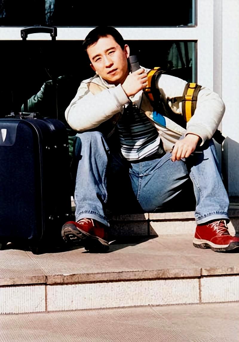 Frustrated actor Zhao Yi: Still unmarried and single at the age of 48 ...