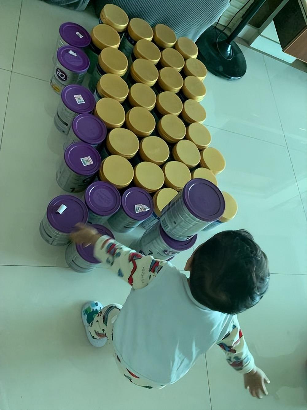 Don't throw away the empty milk powder cans, drill a few holes in the ...