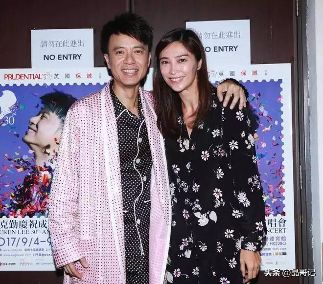 Hacken Lee's wife celebrates 50th with beautiful photos! Her skin is ...
