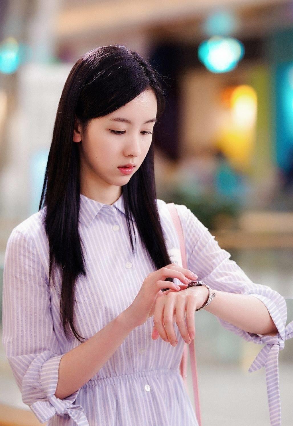 She is indeed the most beautiful school beauty! The cleanest actress in the entertainment ...