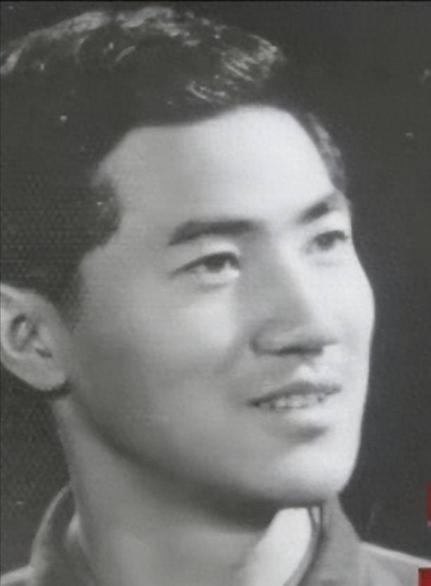 Lin Liheng's husband Zhang Qinglin died of illness in 2022 at the age ...