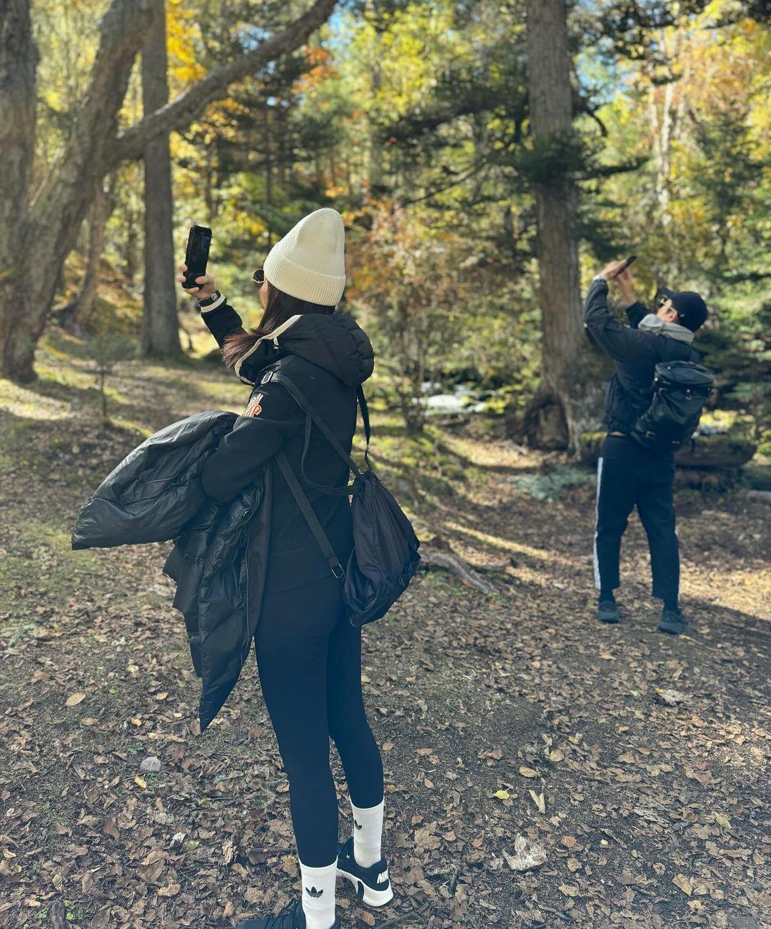 Hu Beiwei and Shan Liwen travel again after 3 years. The couple went to ...