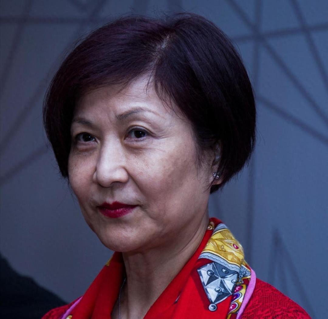 The 71-year-old actor Peter Lai fell ill and was in financial trouble ...