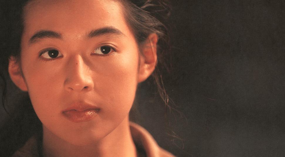 The 57-year-old Japanese actress Suzuki Honami still has her charm! He once boldly acted in a ...