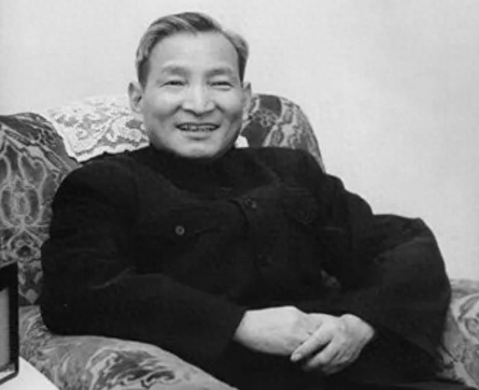 In 1994, Chen Yun received a letter from Lin Biao's daughter and talked ...