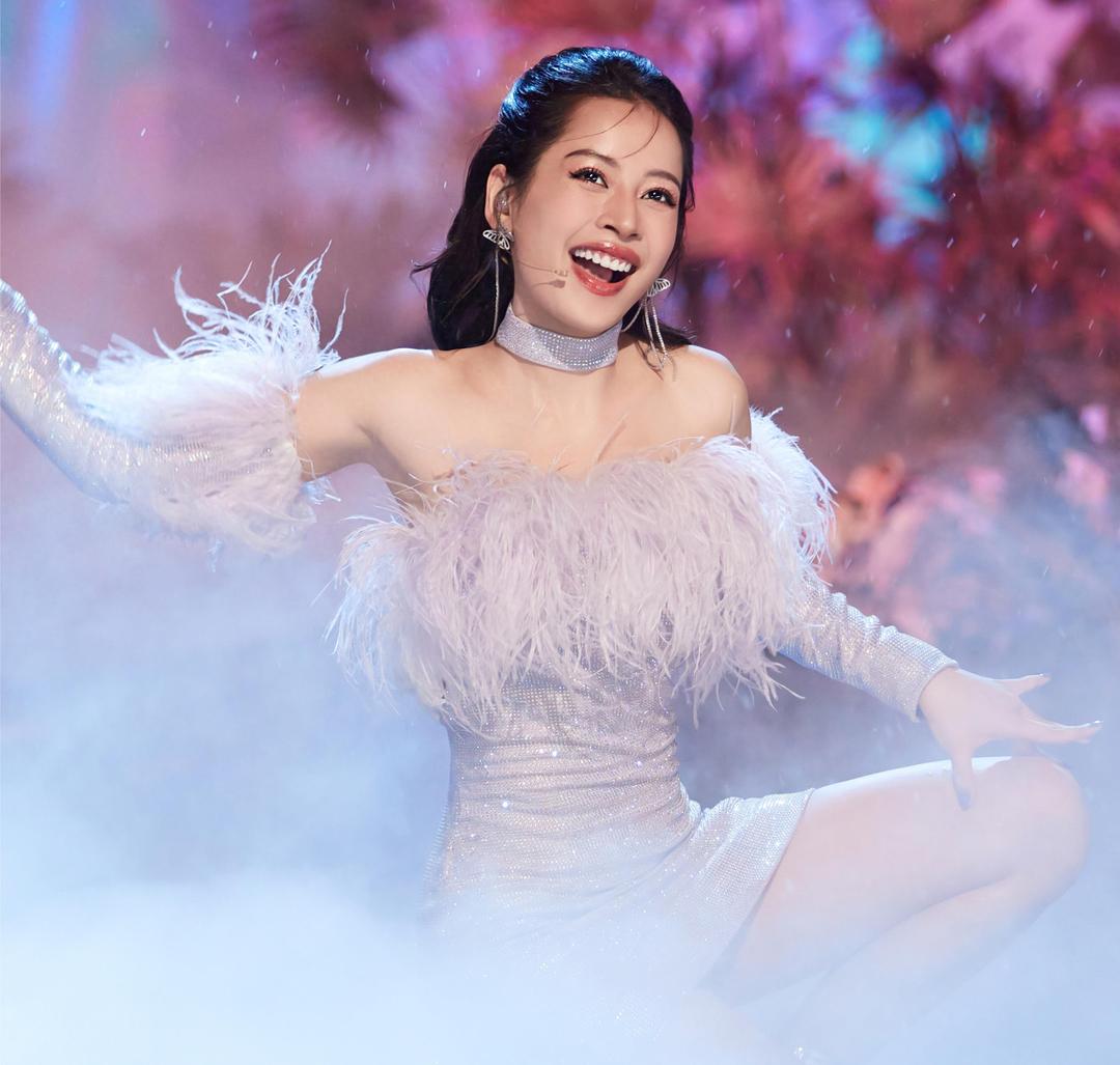 It's Season 4 of Sister Lang and it's never been so sweet! Mei Yiliya's ...