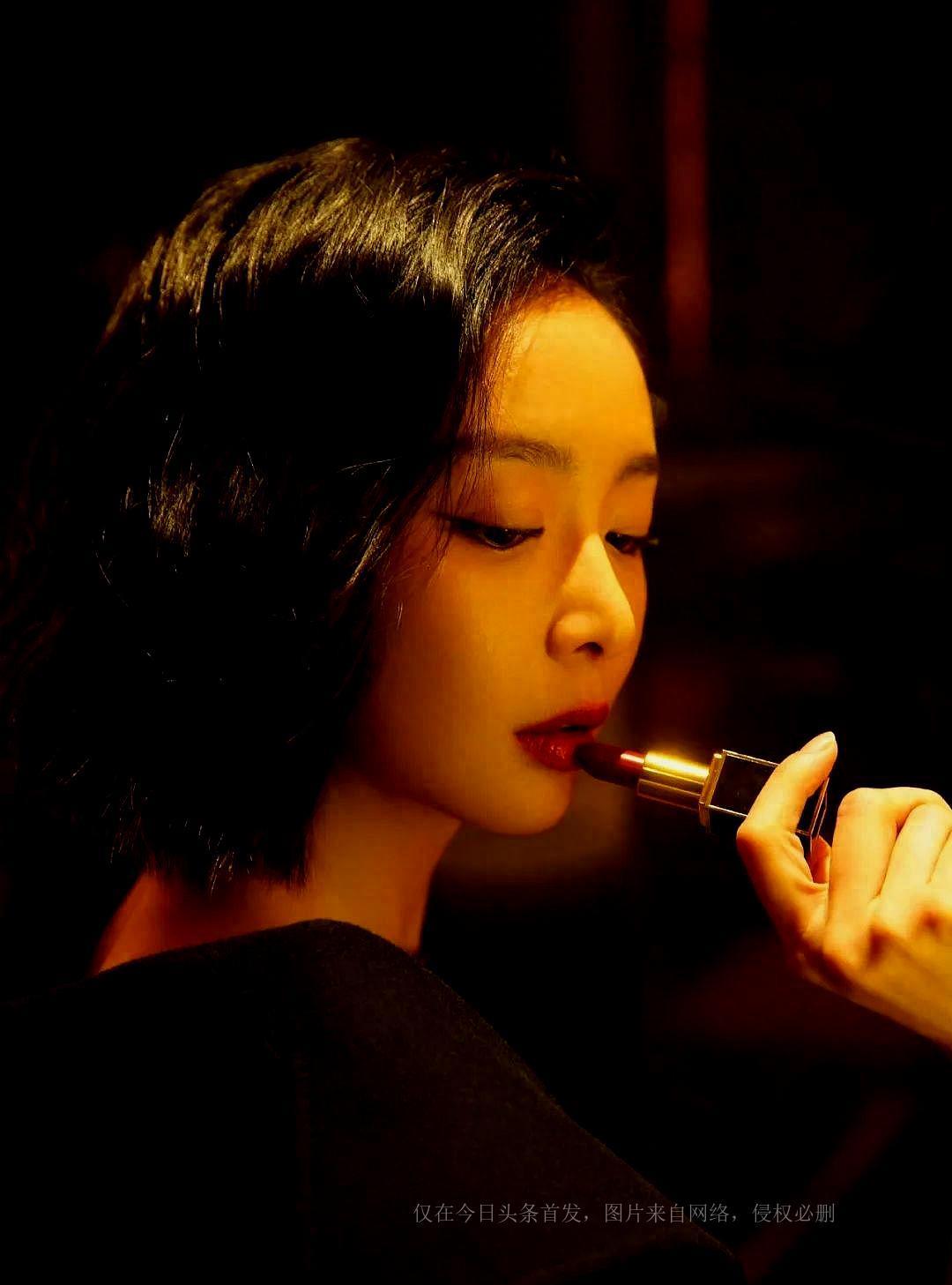 After finally becoming famous through "The Knockout", Su Xiaoding is so ...