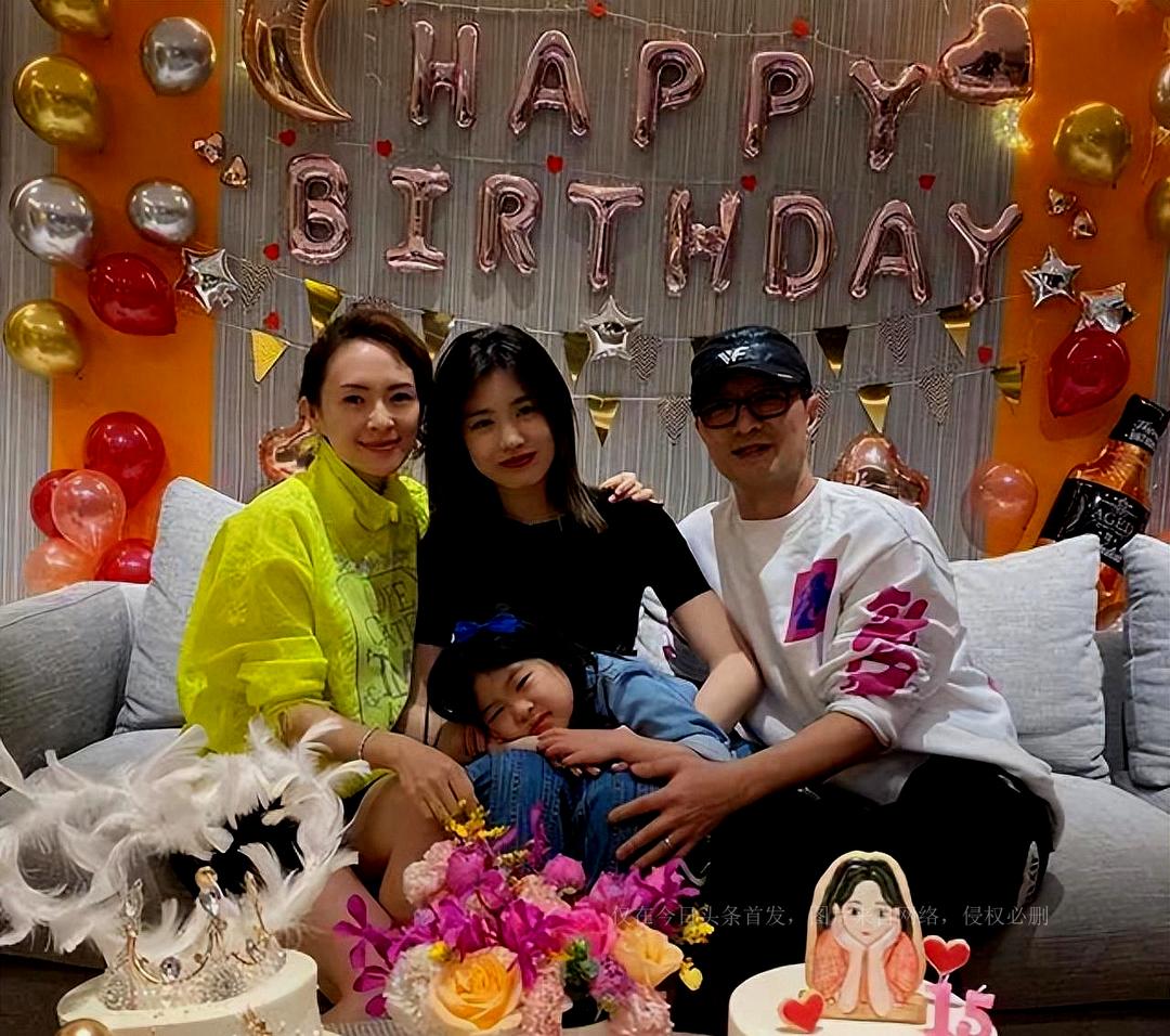 They are both Wang Feng's children, but the gap is too big. - iNEWS