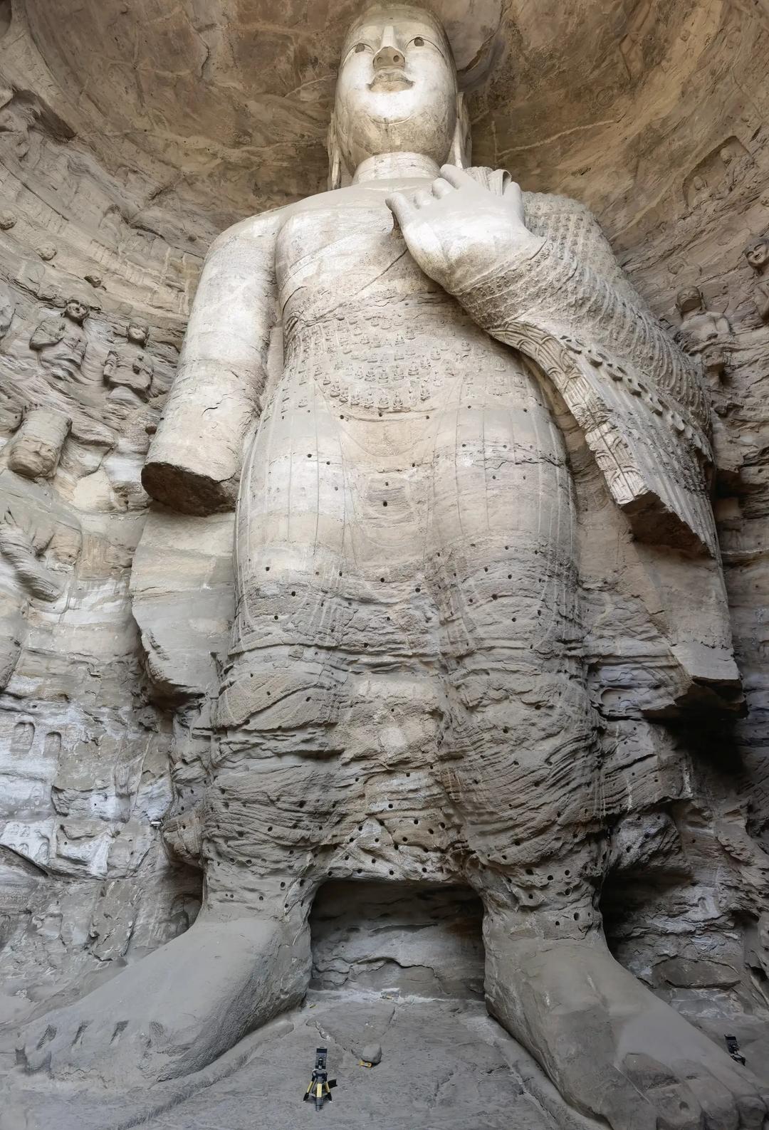 A statue with mixed feelings of contradiction (Cave 18 of Yungang ...