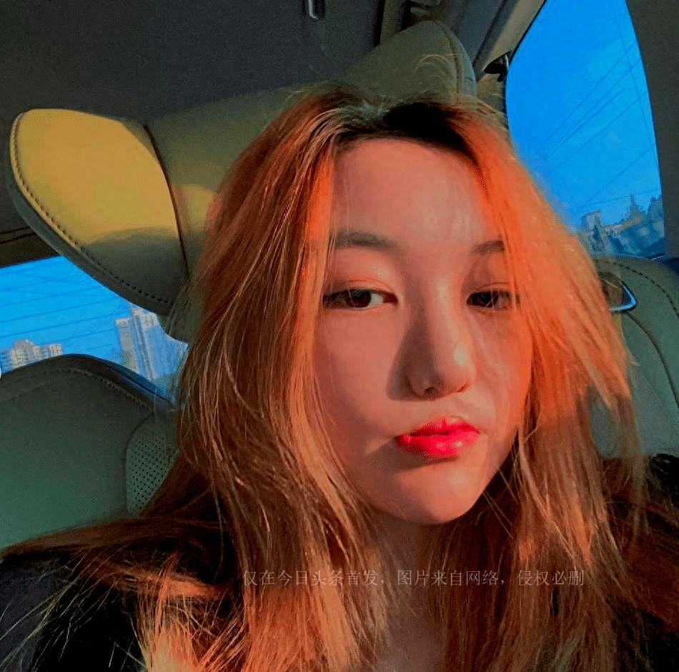 Recent photos of 16-year-old Li Yan reveal cool makeup, bold style, and ...