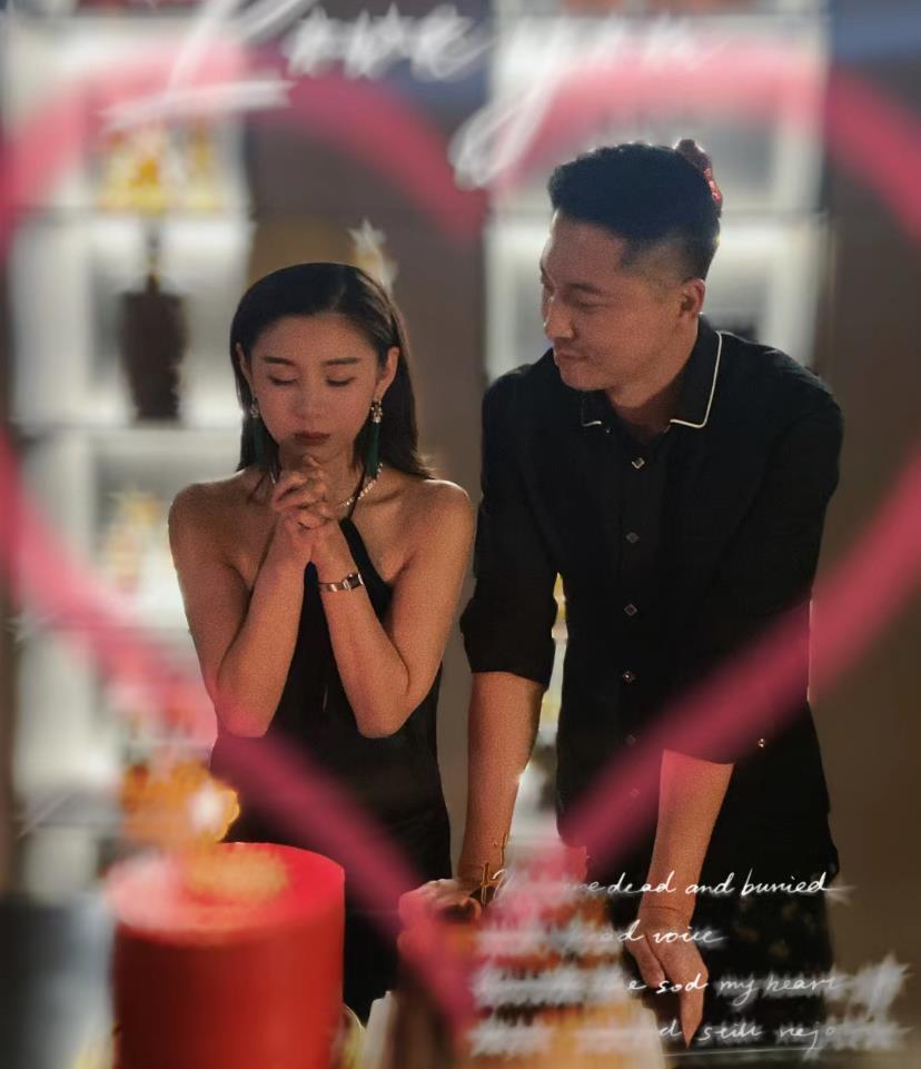 Li Xiaomeng and Wang Lei sprinkled sugar in a high-profile manner. The couple celebrated their ...