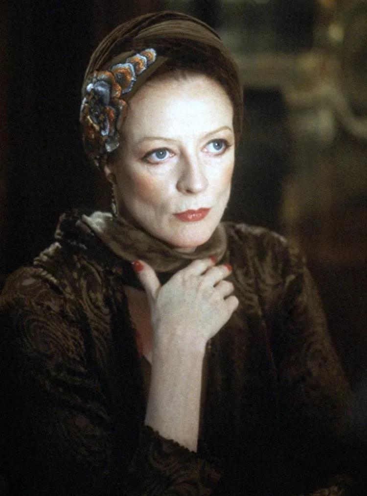 Maggie Smith: Unique appearance and temperament make her a world icon ...